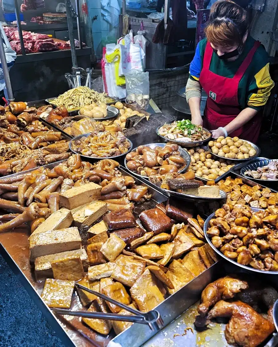 Family-friendly Attractions And Accommodations In Yunlin, Douliu